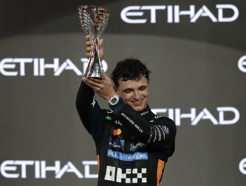 LANDON NORRIS SE PROCLAMA CAMPEÓN DEL MUNDO DE LA FÓRMULA 1 - Plaza Juarez