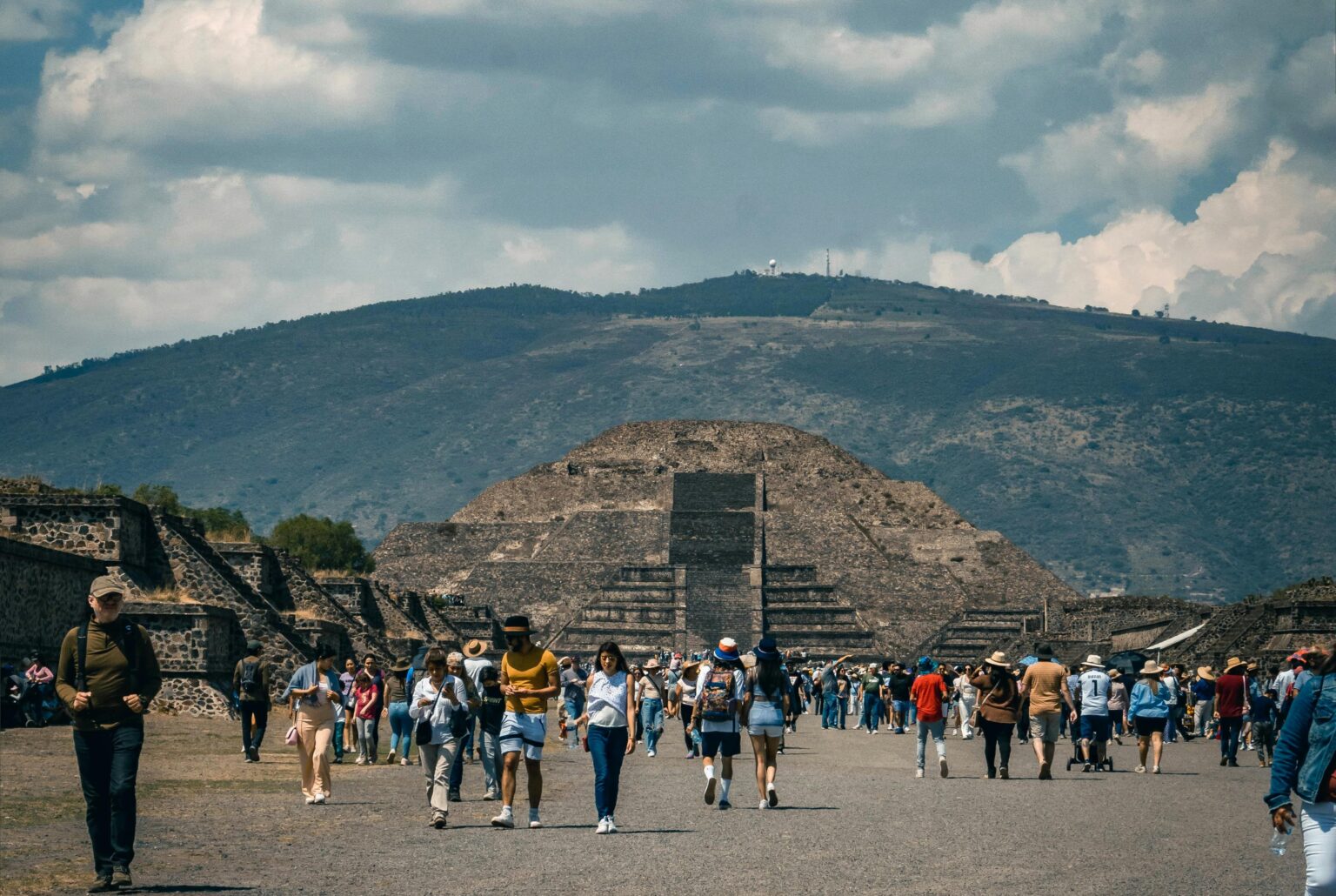 Turismo internacional en México creció un 15.6% en noviembre - Plaza Juarez